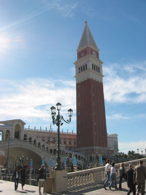 The Gene Cowan Gallery | Viva Las Vegas!